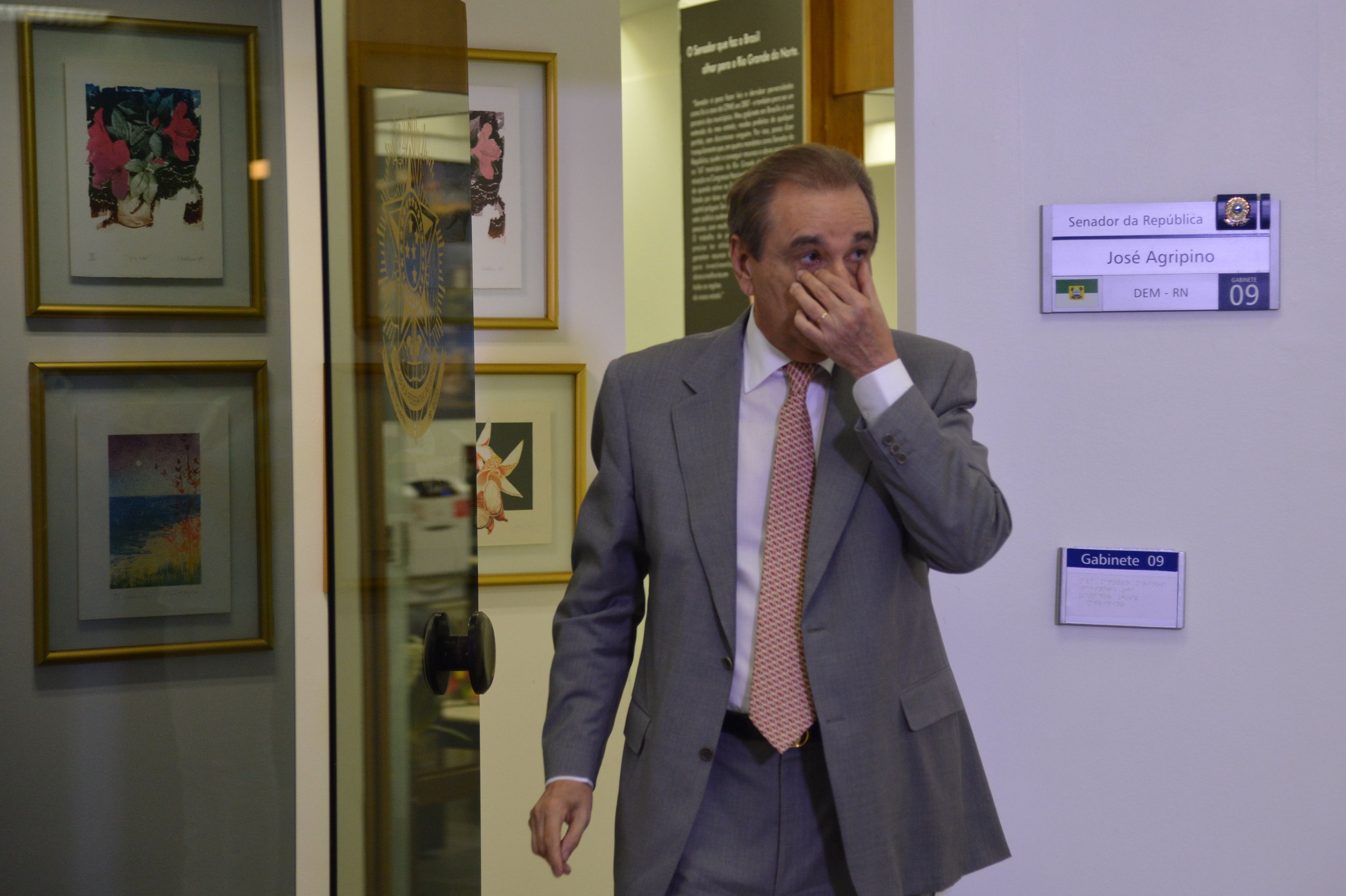 PF cita propina de R$ 2 milhões para José Agripino, presidente do DEM ...