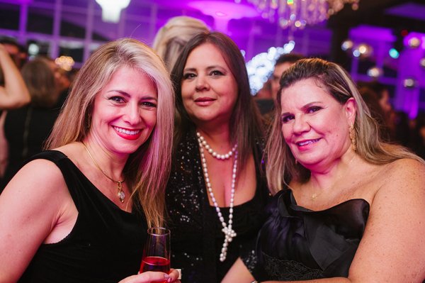 Début all black e valsa especial para Bianca Lima | Metrópoles