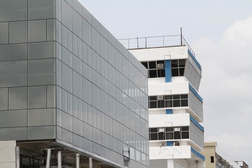 Às vésperas do GP do Brasil, Interlagos inaugura novo paddock para a ...