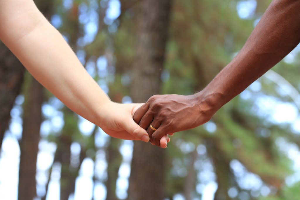 O amor não conhece o preconceito de cor | Metrópoles
