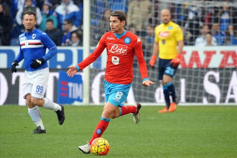 Napoli vence Sampdoria e sustenta a liderança do Italiano | Metrópoles