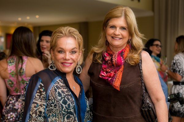 Márcia e Alice Bittar celebram aniversário entre amigas | Metrópoles