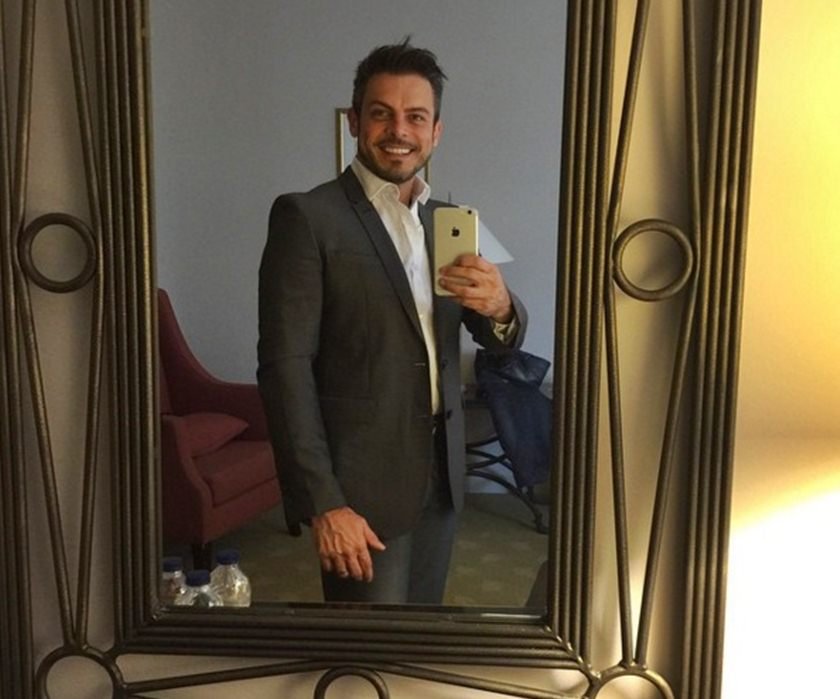 Galã dos anos 1990, Luigi Baricelli agora é avô | Metrópoles