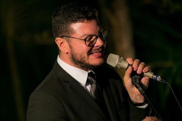 Sara Dalete e Erick Lopes vencem projeto e se casam | Metrópoles