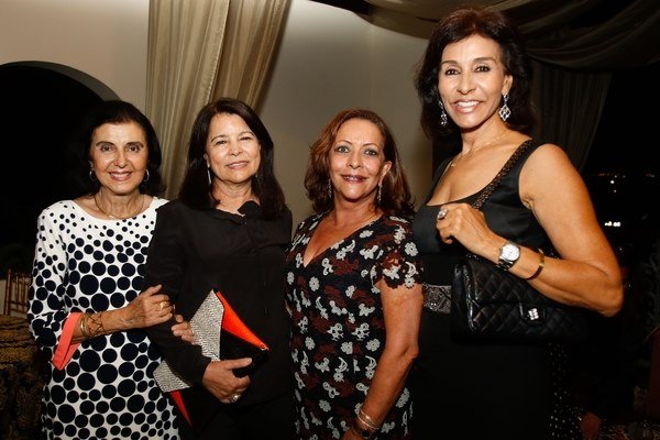 Soraia Debs celebra aniversário em noite com culinária árabe | Metrópoles