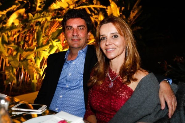 Tatá Canhedo e prefeito ACM Neto realizam noivado na capital | Metrópoles