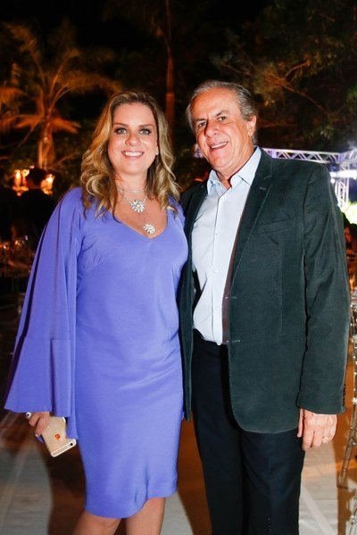 Tatá Canhedo e prefeito ACM Neto realizam noivado na capital | Metrópoles