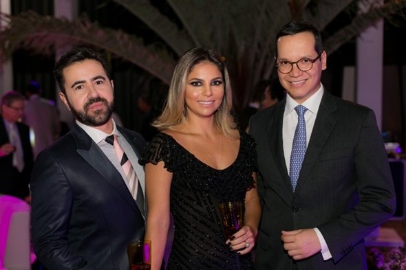 Mariana e Marcelo Ferola celebram 10 anos de casados com festa animada ...