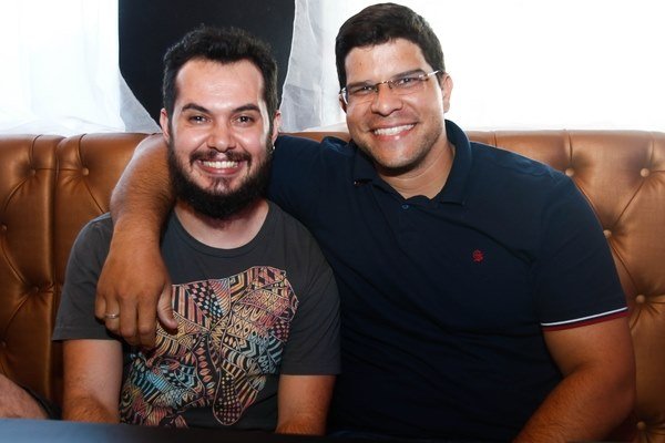 Chef Paulo Tarso comemora mais um ano de vida com festa animada