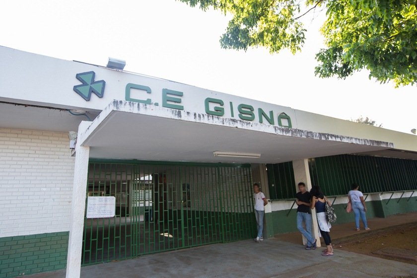 Operação da PM contra tráfico de drogas no Gisno acaba com 9 detidos ...