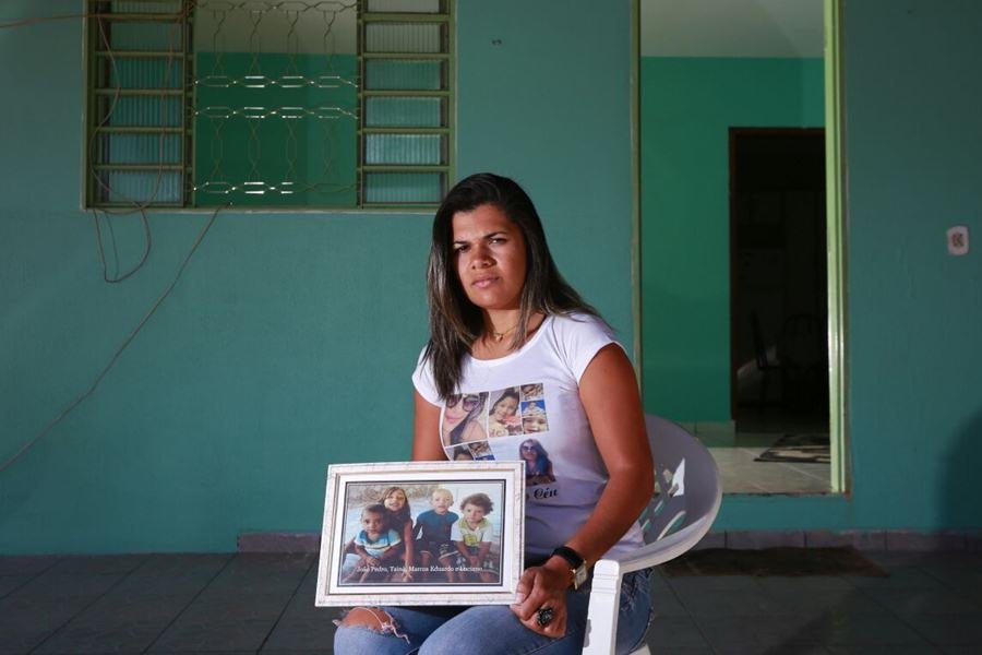 Depois de perder os 4 filhos em acidente, mulher pode ficar sem a casa ...