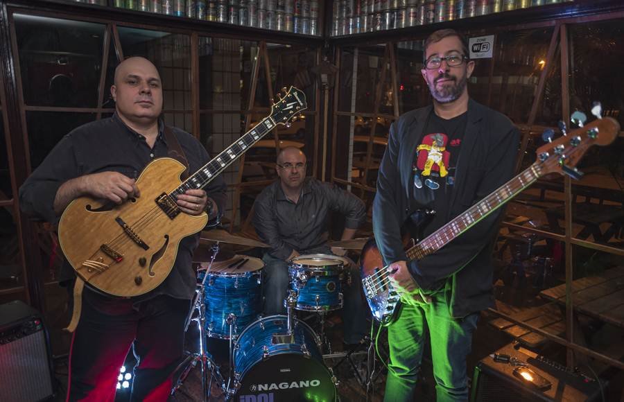 Pop Jazz Trio mistura bossa nova e standards no Clube do Choro | Metrópoles