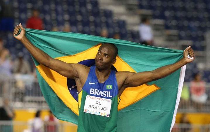 Atletismo: Luiz Alberto de Araújo entra na briga pelo pódio no decatlo ...