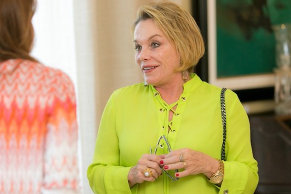 Designer de joias Fernanda Lynch expõe peças na casa de Valéria Leão ...