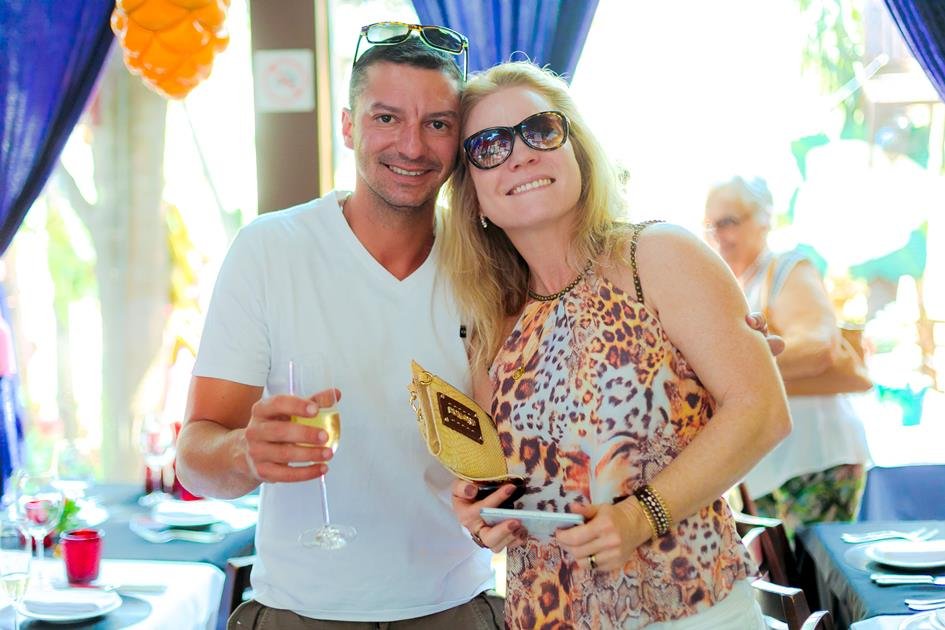 Chef Mara Alcamim recebe festa surpresa de aniversário | Metrópoles