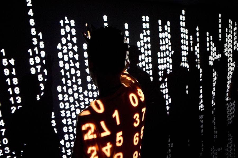 “Arte Cibernética” reúne obras que envolvem interação e tecnologia ...
