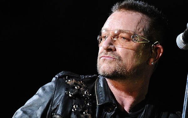 Bono Vox ganha prêmio de “Mulher do Ano” da revista Glamour | Metrópoles