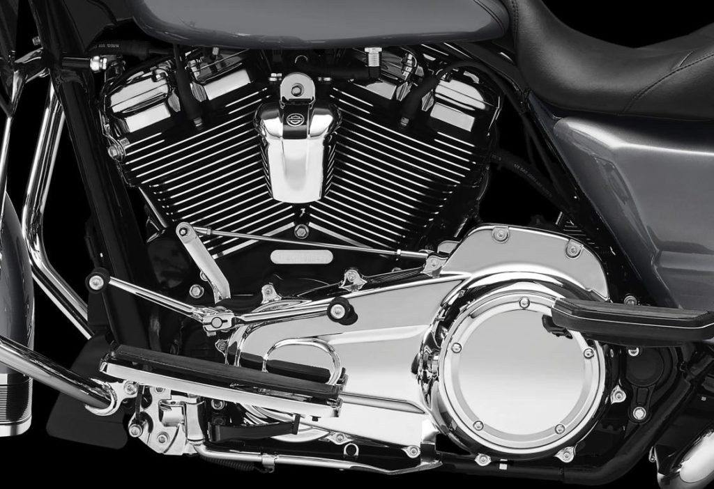 Linha Touring Harley-Davidson ganha motor mais potente. Preço caiu ...