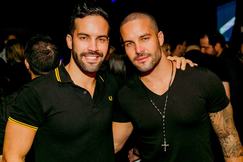 Gêmeos Ewerton comemoram aniversário ao som do DJ Gui Boratto | Metrópoles