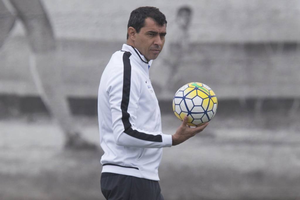 Carille vê Corinthians na briga por títulos após início lento em 2019 ...