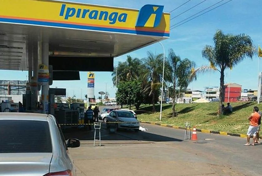 Homem Que Fazia Transporte Pirata é Morto A Tiros Em Posto De Gasolina