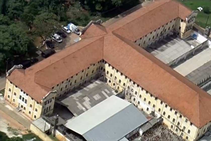 Pelo menos 27 presos fogem de penitenciária em Franco da Rocha (SP ...
