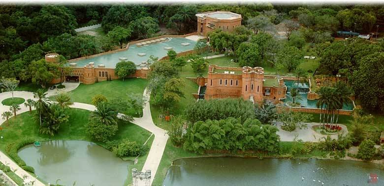 Sonho real. Cinco castelos brasileiros onde é possível casar | Metrópoles