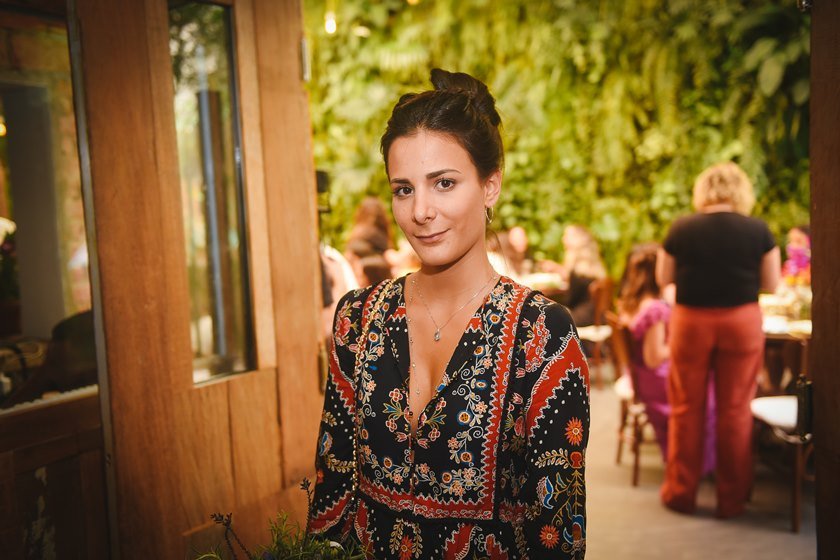 Andressa Mendonça e Mariana Cosac lançam novidades na Vestindo a Mesa