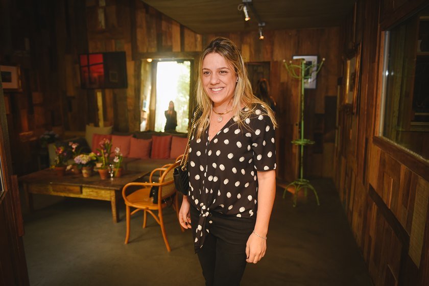 Andressa Mendonça e Mariana Cosac lançam novidades na Vestindo a Mesa