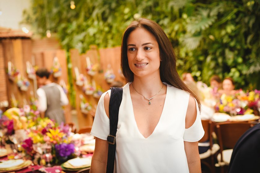 Andressa Mendonça e Mariana Cosac lançam novidades na Vestindo a Mesa