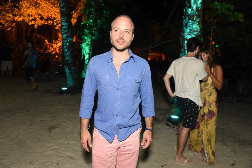 Festa “We Love Trancoso” anima praia baiana na última quinta de 2017 ...