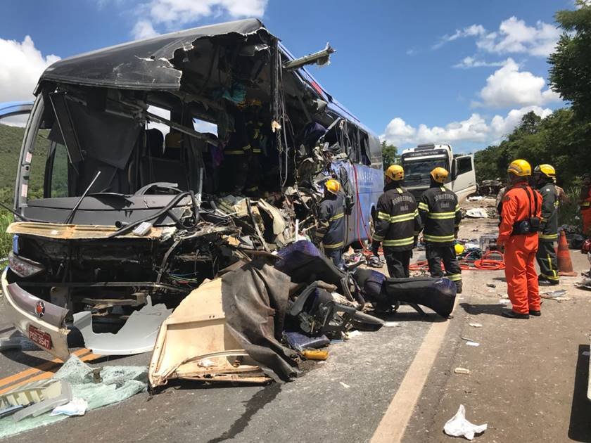 Laudo confirma que motorista do ônibus causou acidente na BR-020 ...
