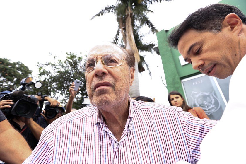 Paulo Maluf é internado com pneumonia em São Paulo