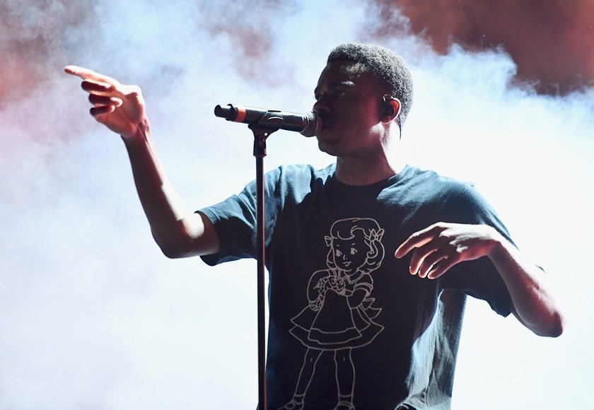 Se atingir meta em financiamento coletivo, rapper promete se aposentar