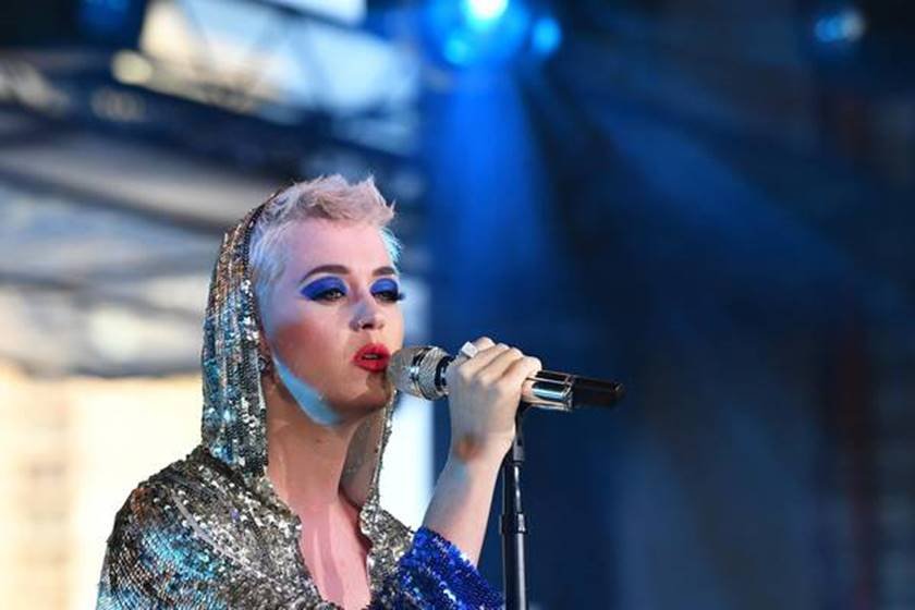 Katy Perry vem ao Brasil com nova turnê em 2020, diz jornalista ...