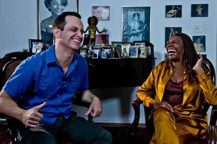 Rodrigo Faour usa YouTube para falar de sexualidade e MPB | Metrópoles