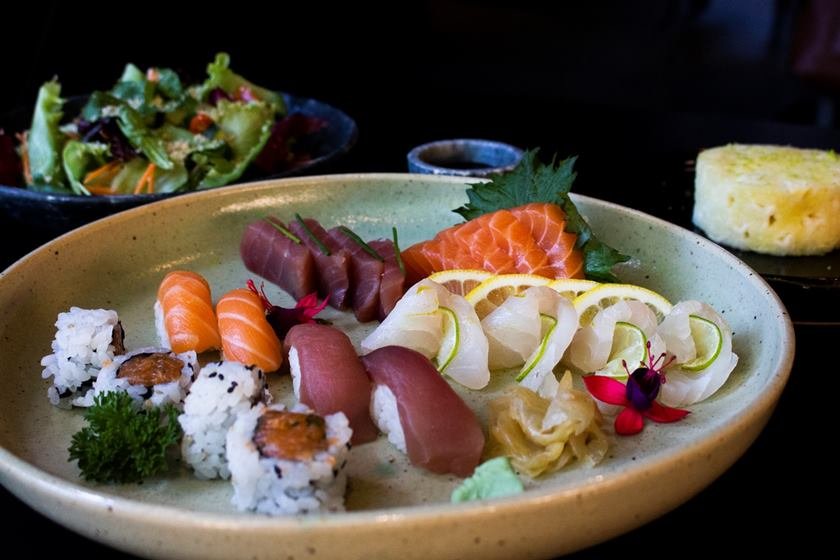 Sushi San Experience lança menu executivo a partir de R$ 29 | Metrópoles