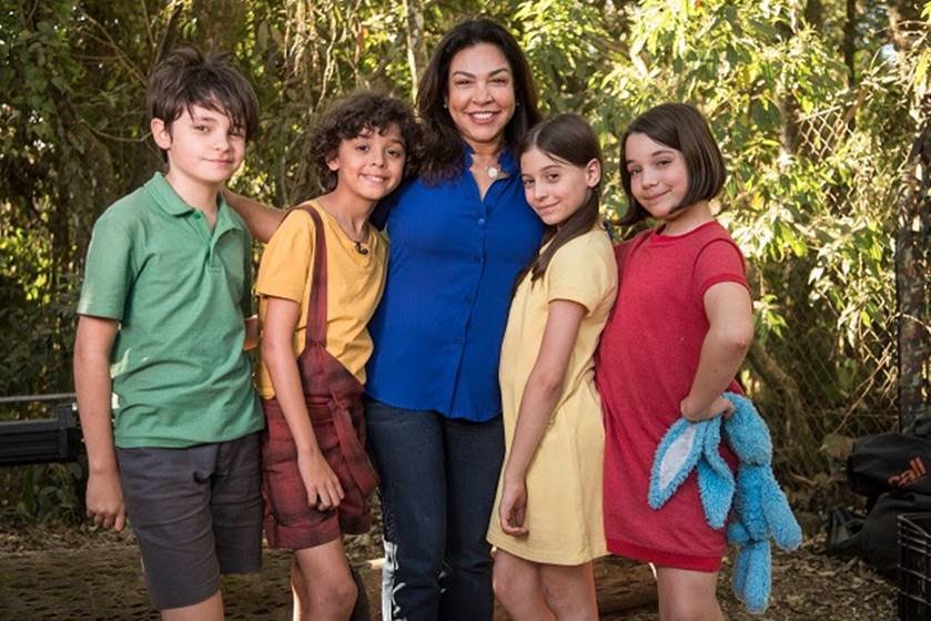 Mônica "real" visita set de gravações do filme Turma da Mônica