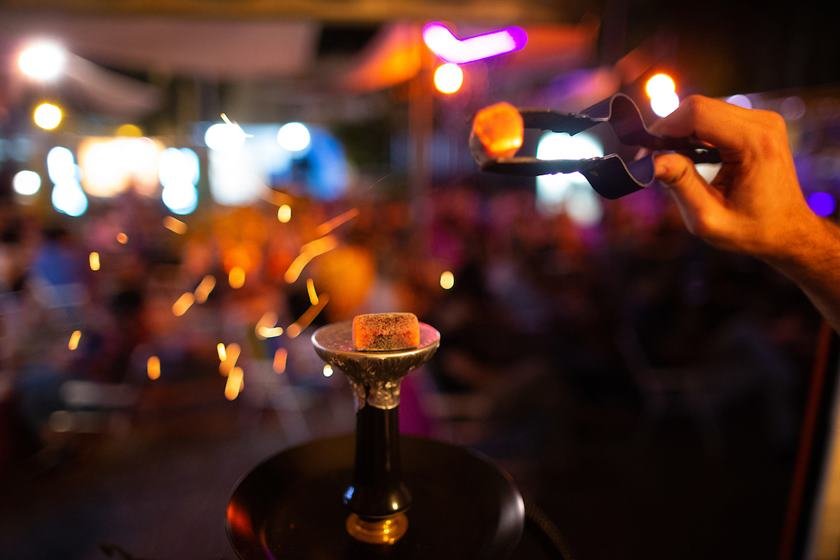 Dez lugares para fumar narguilé em Brasília | Metrópoles