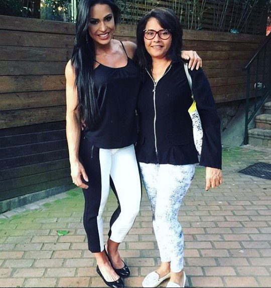 Irreconhecível! Gracyanne aparece em fotos antes da vida fitness