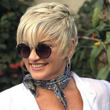 Andrea Nóbrega volta ao SBT após seis anos | Metrópoles