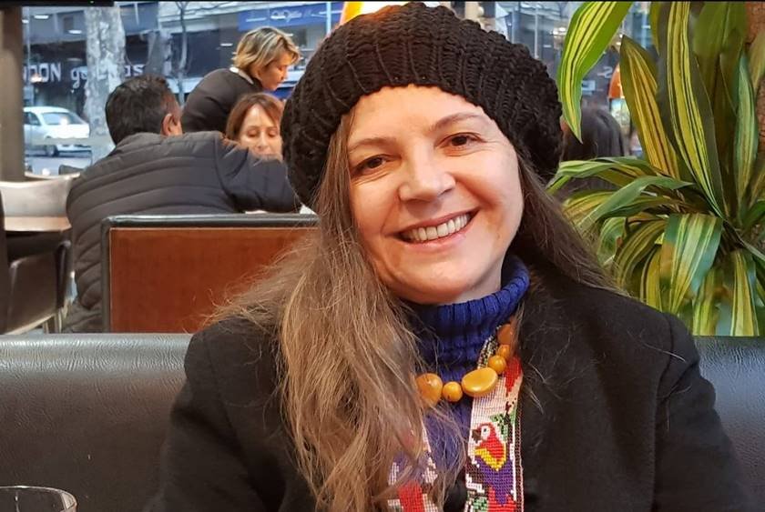 Maria Maia lança livro Quase Toda Poesia, com textos de várias épocas ...