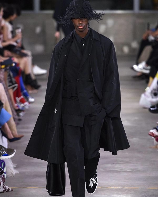 Saiba quem é Alton Mason, primeiro modelo negro a desfilar pela Chanel ...