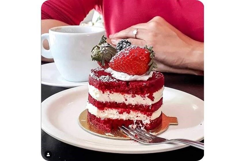 Após meme viralizar, Maria Amélia lança rodízio de tortas à vontade