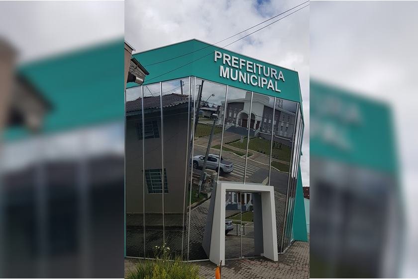 Município de Antônio Olinto (PR) oferece remuneração de até R$ 12 mil ...