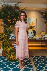 Prestes a subir ao altar, Luciana Ferrer ganha chá de panela | Metrópoles