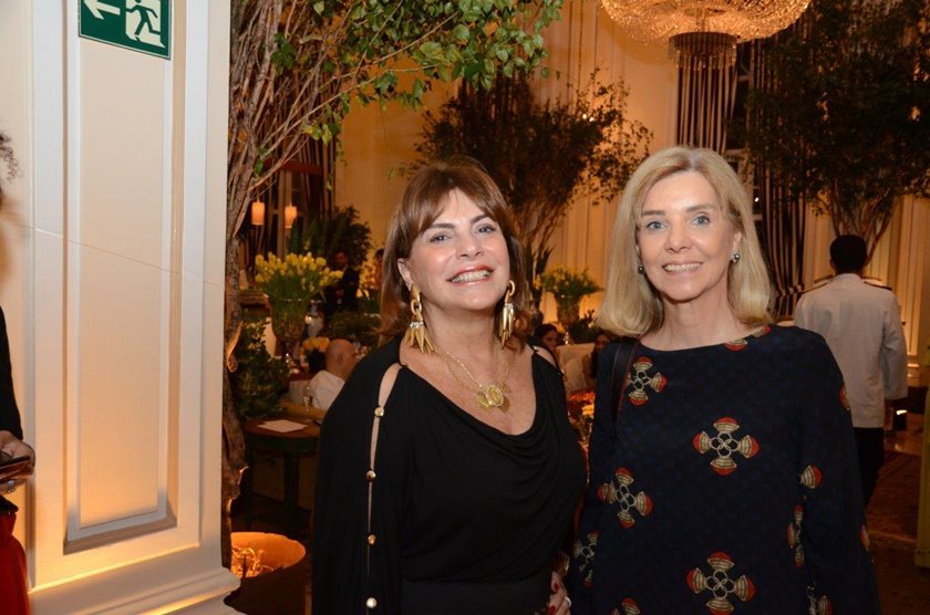 Em noite elegante, Fabienne Bezerra lança livro no Copacabana Palace ...