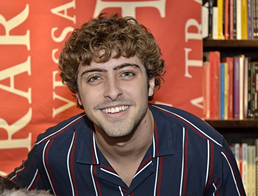 Ex-Malhação, Eike Duarte sofre queda e fratura três vértebras | Metrópoles