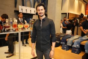 Juliana Rezende inaugura nova loja conceito da Calvin Klein | Metrópoles