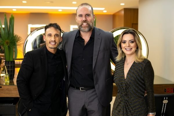 Em expansão: Bruno Oliver inaugura novo espaço do Oliver Salon